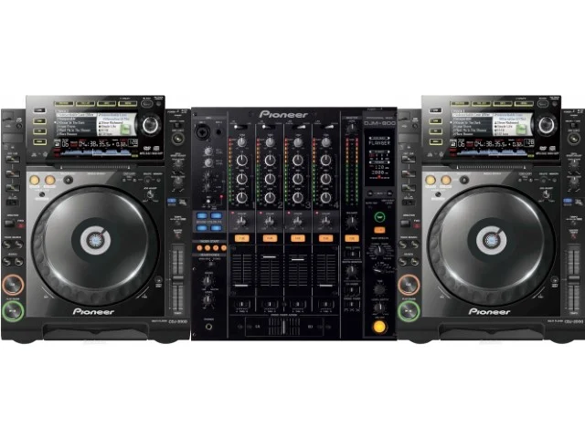 Pioneer DJ set huren; 2x CDJ2000 + DJM800 - PSOUND: Sound & Light